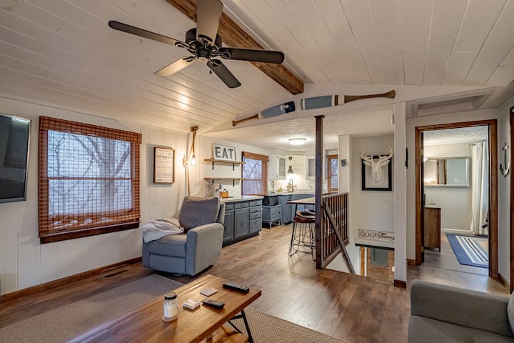 Sassy Cove - Nolin Lake State Park