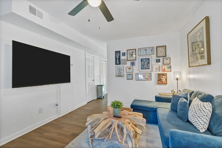 Modern 2br Urban Stay | Near Cae + Pet-friendly - Lexington, SC