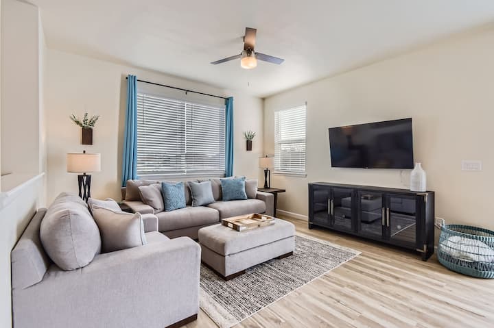 Duplex W/ 3 Bed, 2.5 Bath, 2 Car - Parker, CO