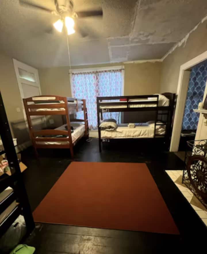 Birmingham R&r House Shared Dorm Bunk 5 - Birmingham, AL