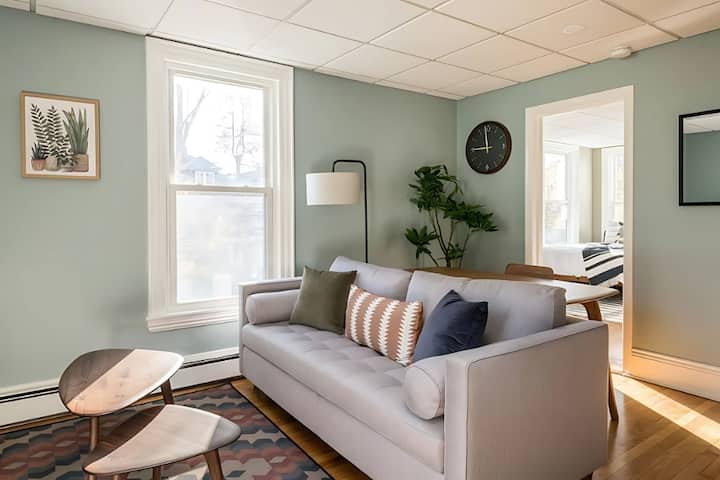 The Portland Perch – Ideal For Extended Stays! - Portland, ME