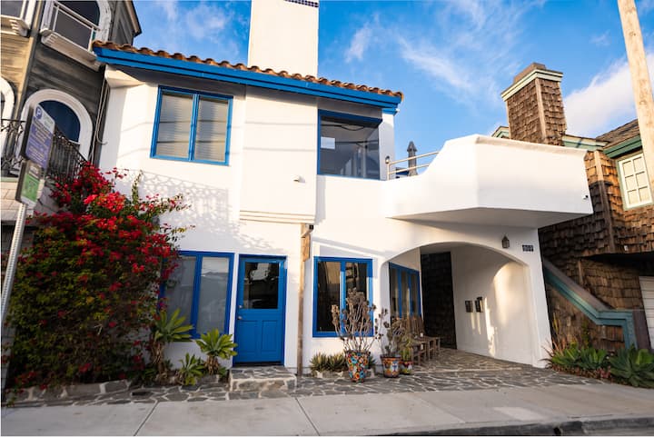 Blue Pearl - Newport Beach, CA