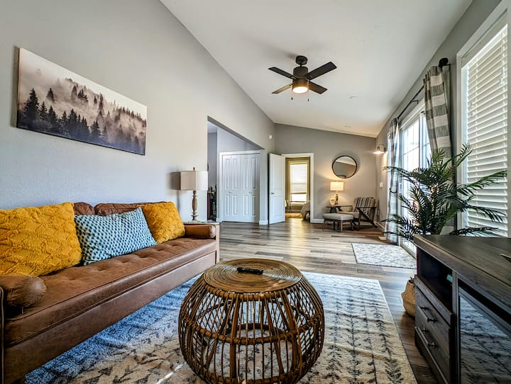 Updated 4br Home, Family Friendly, Downtown Custer - Custer, SD