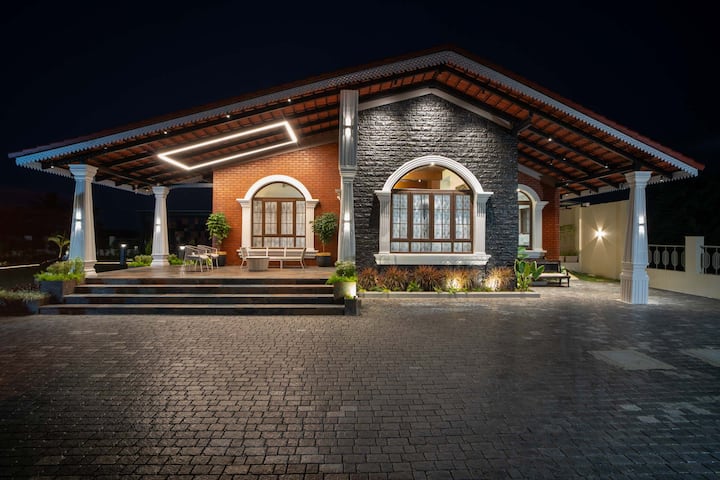 Stayvista At Golden Ridge W/ Pool, Bbq, Bonfire - Sangli