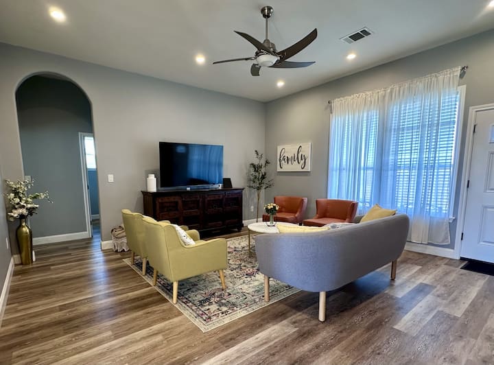 Casa Golondrina: Relax, Explore, And Recharge - San Marcos, TX