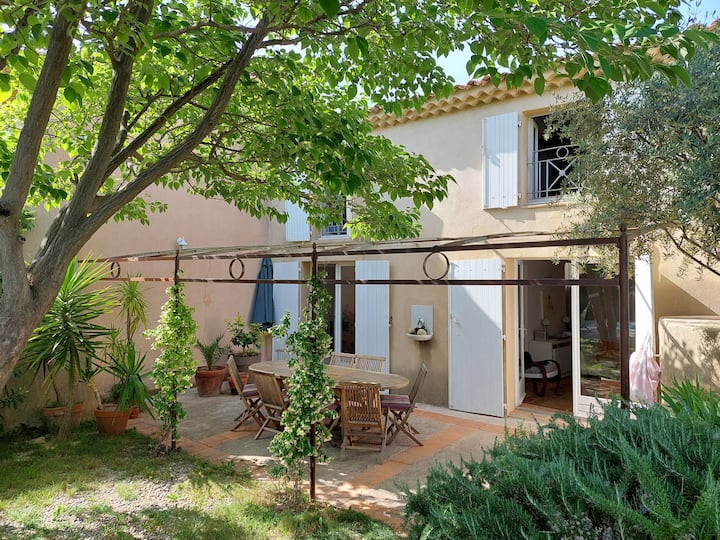 Maison Provençale Avec Piscine - Marseille