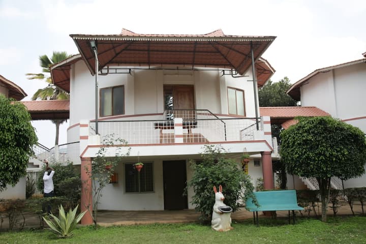Serene Yelagiri Villa Retreat - Yelagiri