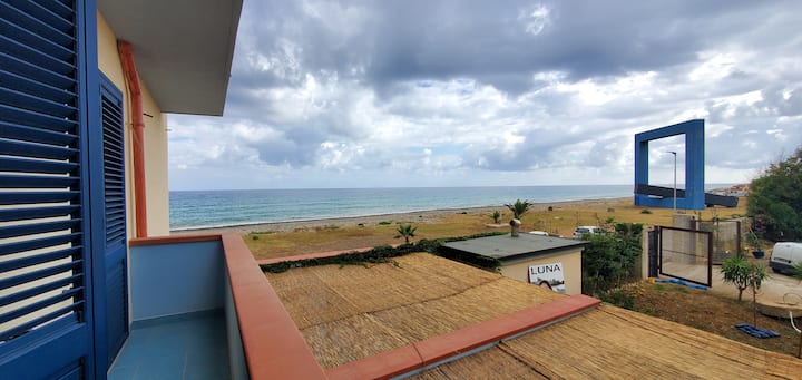 La Bocca Della Verità - Santo Stefano di Camastra