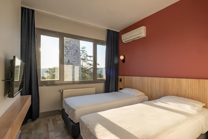 Kilya Hotel - Park Manzaralı 2 Kişilik Oda - Sarıyer