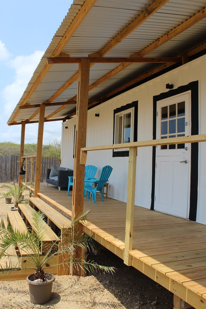 Sero Alejandro Container Apartment - Aruba