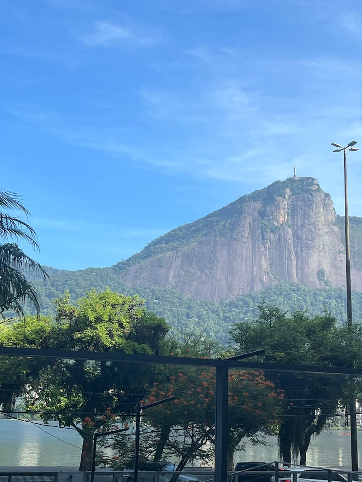 Apto Clássico Na Lagoa 3 Quartos - Rio de Janeiro