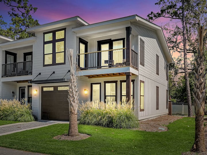 Coastal Vibrations - Wrightsville Beach, NC