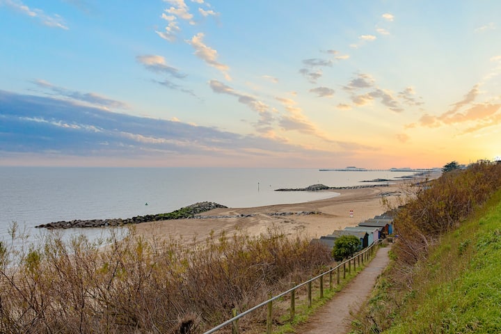 Coastal Charm In Clacton On Sea - Clacton-on-Sea