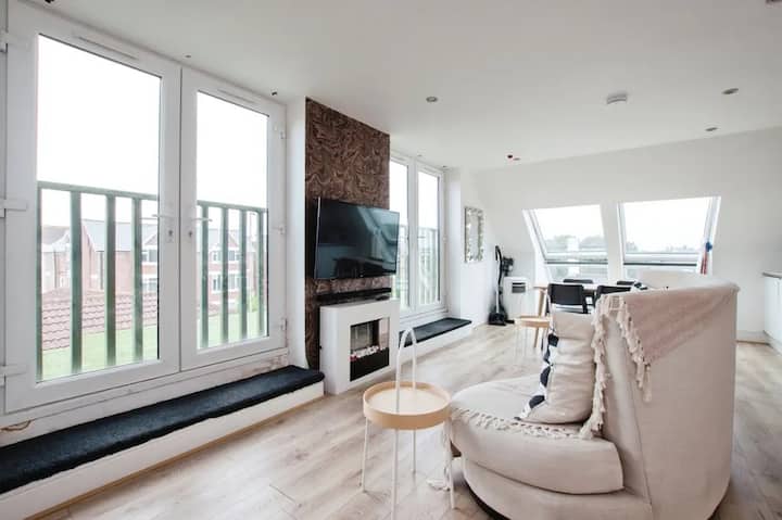 Penthouse Apartment - Bournemouth