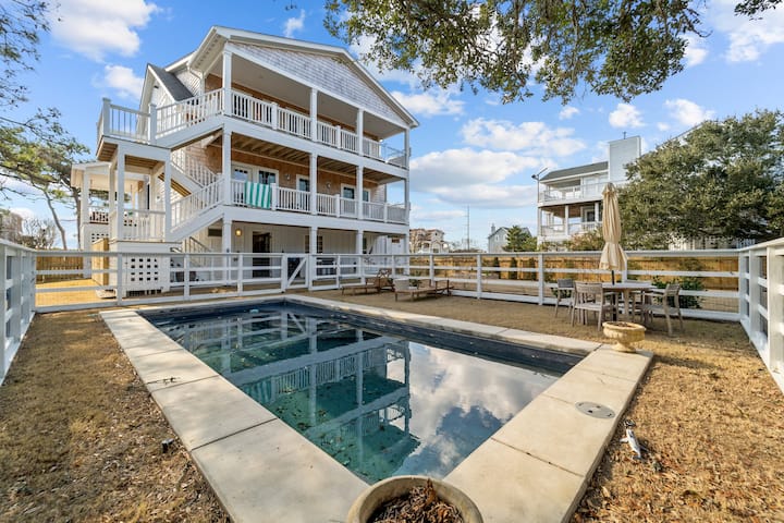 Lux Couple Retreat + Pool + View - Kill Devil Hills, NC