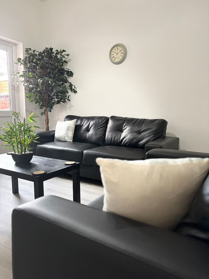 City Centre, Contractors, Families, Spacious! - Coventry