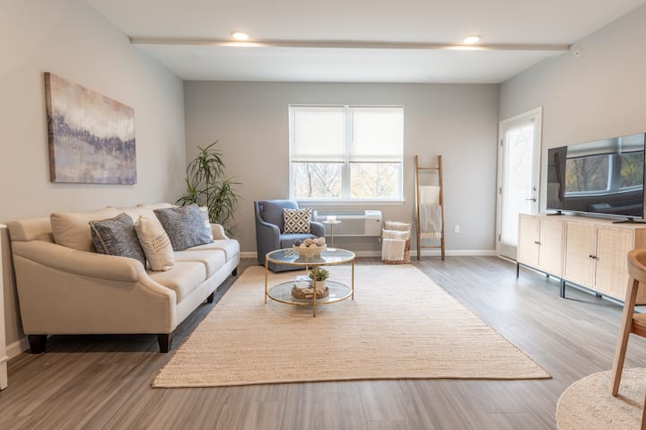 New Luxury Apartment Home - Allentown, PA