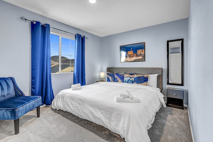 Blue Haven | King Bed | Relaxing - Las Vegas