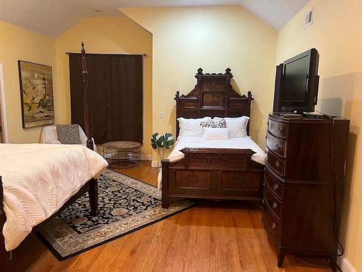 Beach Bedroom2: Walk To Shore | Near Pier Village - Long Branch, NJ
