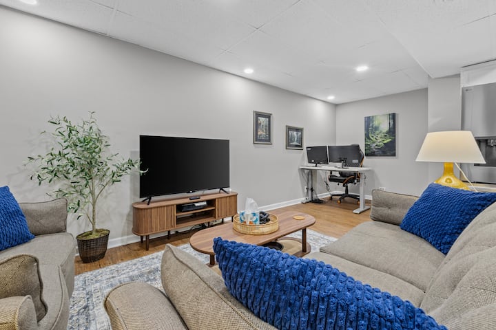 Work & Wander Apt: Suburban Lock-off East Nash! - Nashville, TN