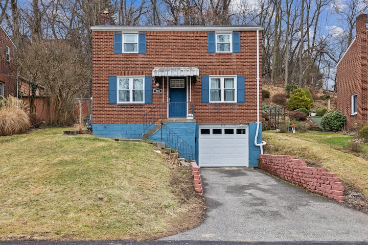 Grammy's Garden W Parking - Monroeville, PA