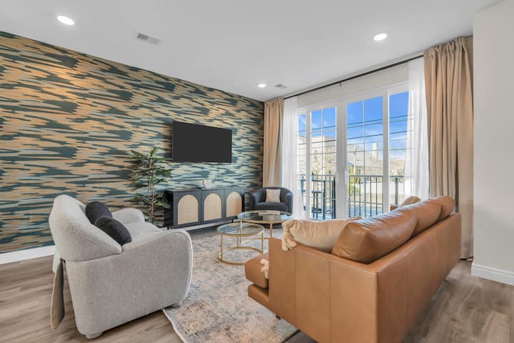 Steps To Beach | 4br W/ Rooftop_a/c_badges_parking - Seaside Heights, NJ