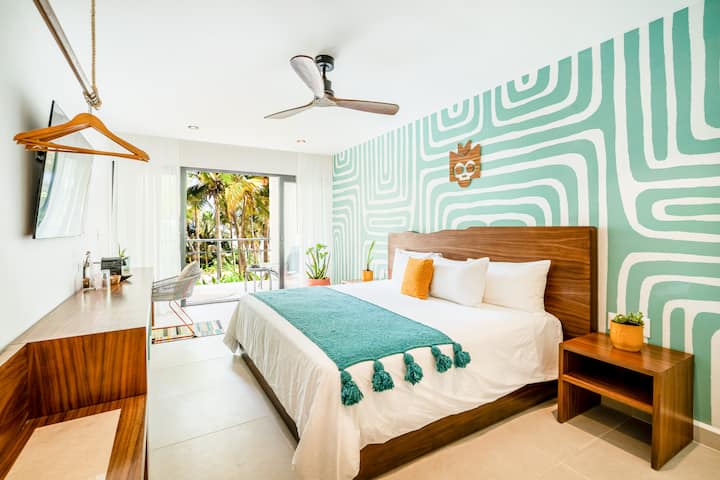 Private Room Beach Side Balcony - Isla Mujeres