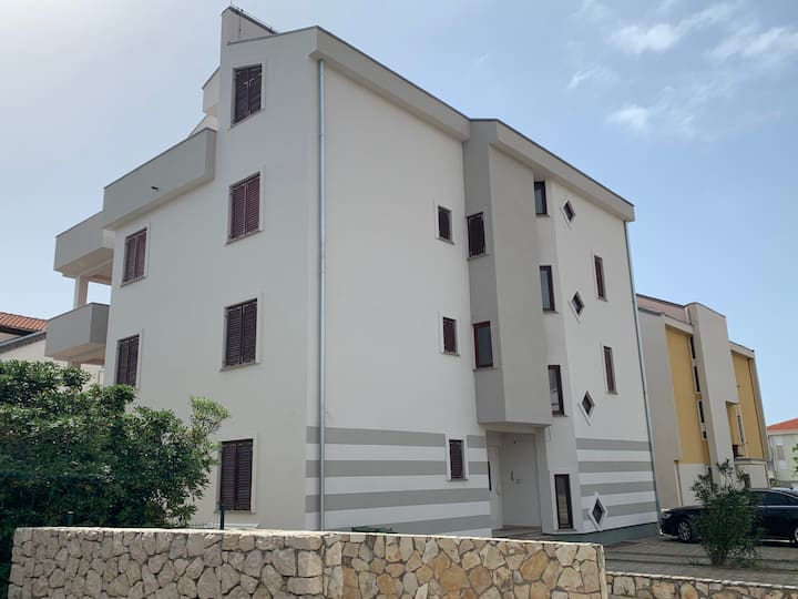 2026 Maru Spacious Apartment With Terrace And Bbq - Novalja