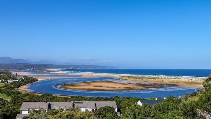 Villa Montmar Luxury Villa With Breathtaking Views - Plettenberg Bay