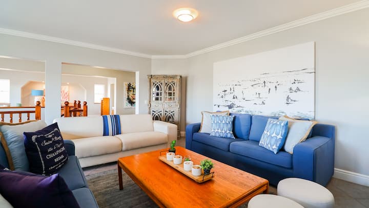 Villa Montmar Luxury Villa With Breathtaking Views - Plettenberg Bay