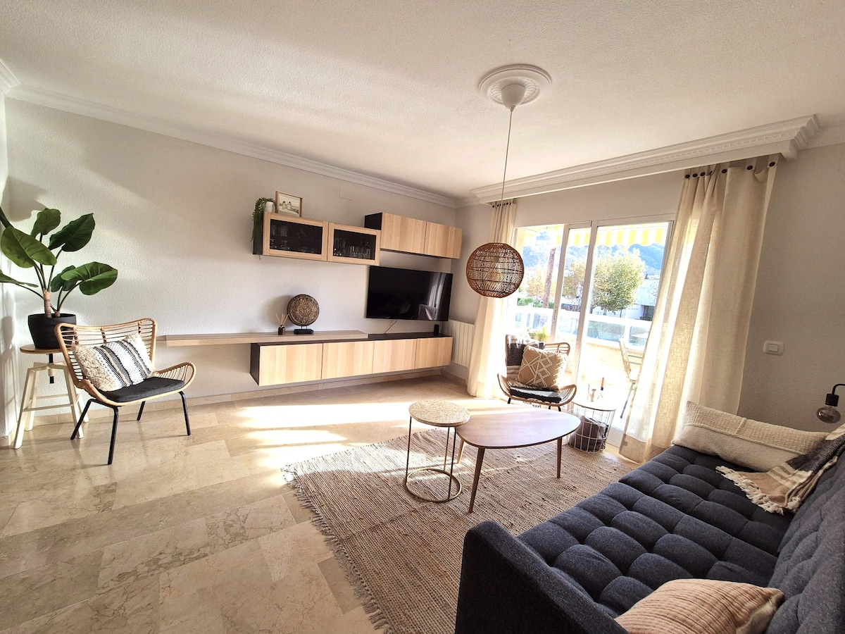 Padel court, 400m Sea, 2 swimming pools - Apartments for Rent in L ...