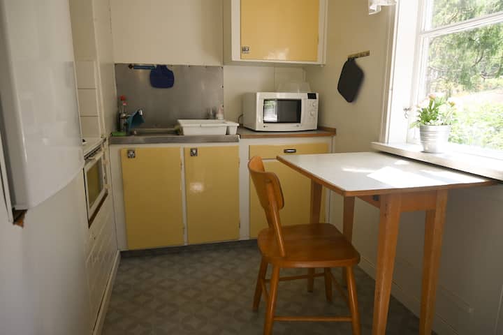 Stuga 2 Bäddar, Husdjur Välkomna - Åmål