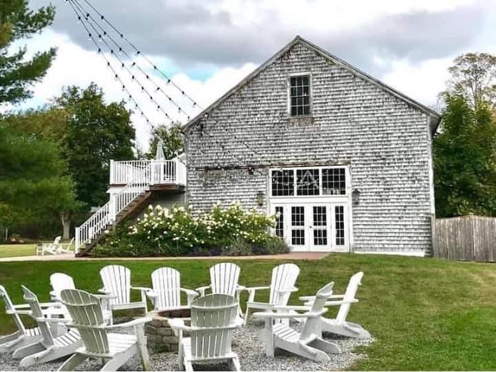 Spacious Country Inn Close To Concord, Nh - Concord, NH