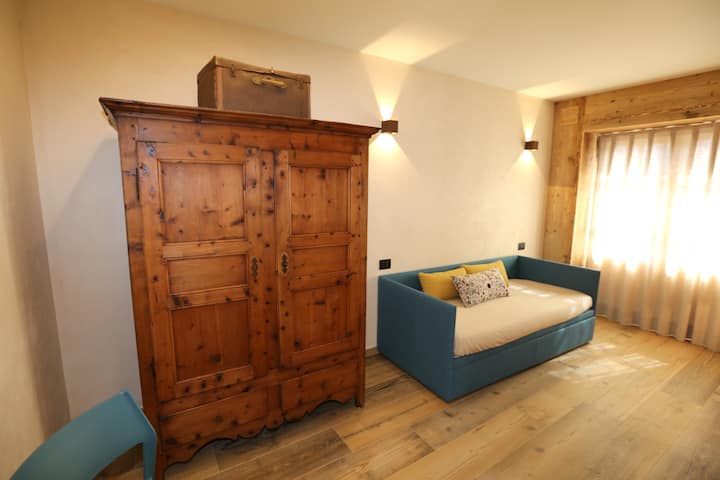 Stanza Monte Emilius Cir 0385 - Aosta