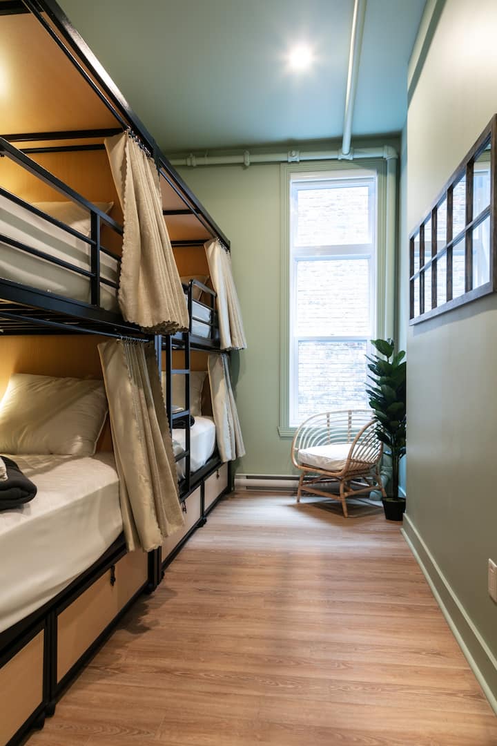 Qbeds Auberge De Jeunesse - Dortoir Mixte 4 Lits - Quebec