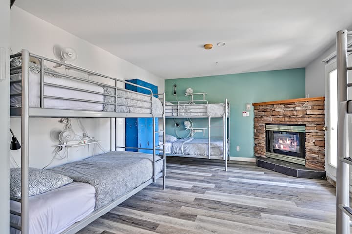 Bed In 6-bed Mixed Dorm - Banff