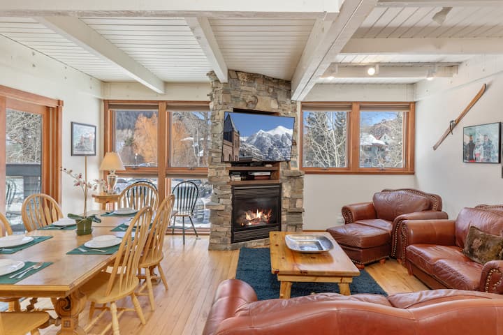 Town & Trail Retreat | Patio, Lift 7 + Hot Tubs - Telluride, CO