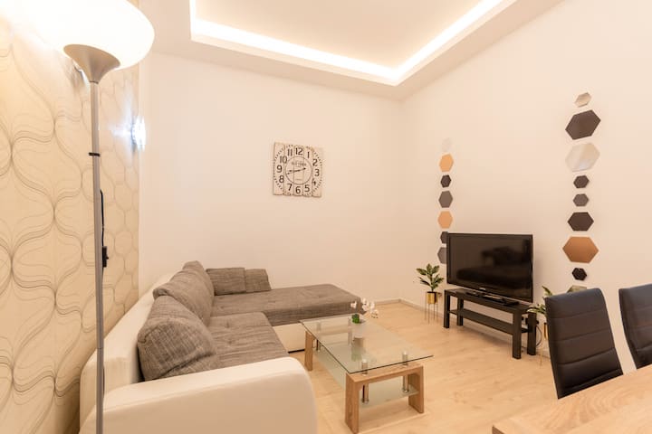 Rise & Shine Apartment City Center #2 Bdrm #Ac - Hongarije