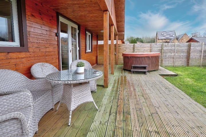 Spacious Pet-friendly Lodge With Hot Tub (#6) - Ripon