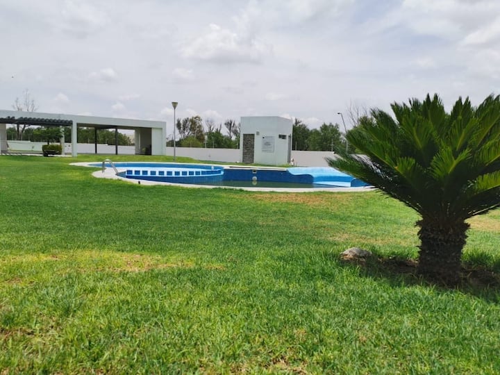Casa Bco La Mejor Ubicación Ags - Aguascalientes