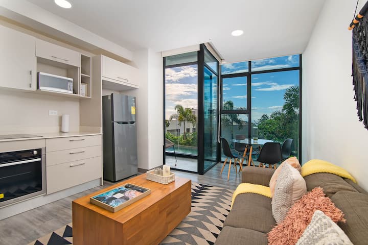 Modern Apt At Cosmopolitan Tower - San José