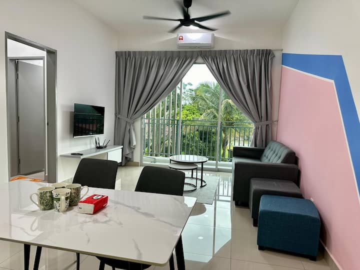 Quiet Home - 5pax Suite - Seremban