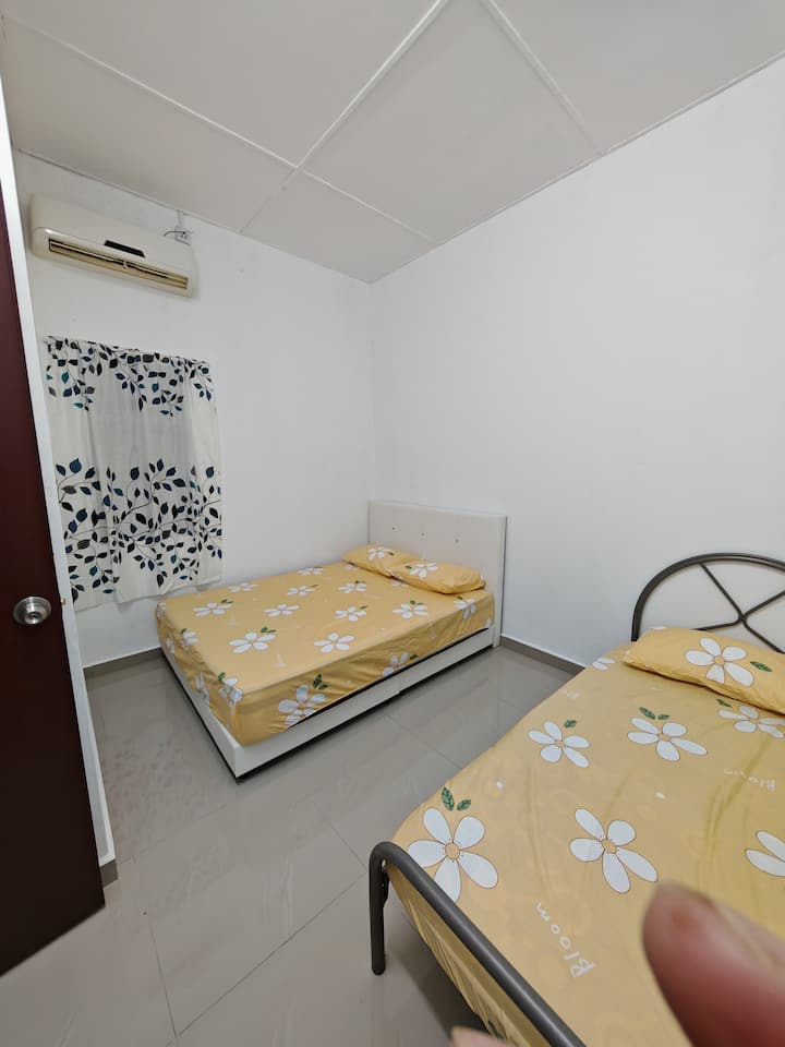 Homestay Banting #2, 2room/4bed/+2tilam Yoga/7pax - 仁嘉隆