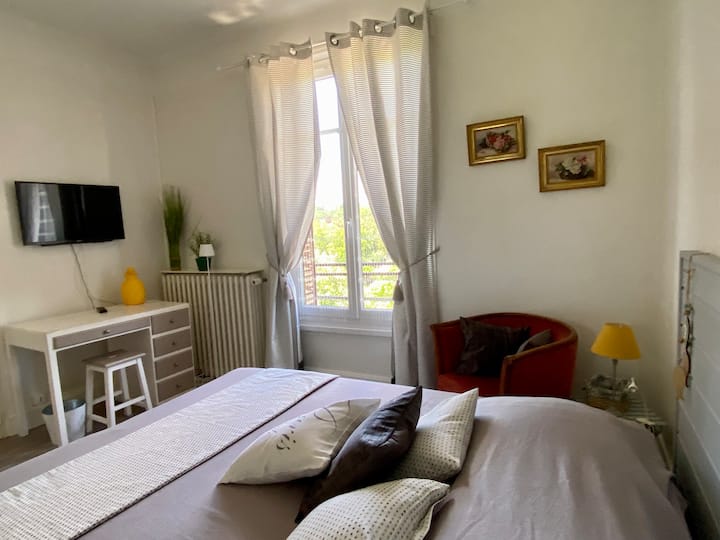 Grand F3, Calme, Parking, Clim - Vichy