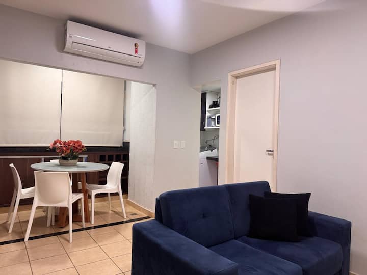 Apartamento 2q Com Piscina E Ar Na Suíte E Sala - Goiânia
