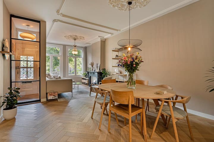 Spacious 3 Floor Canal House In Central Amsterdam - Amsterdam