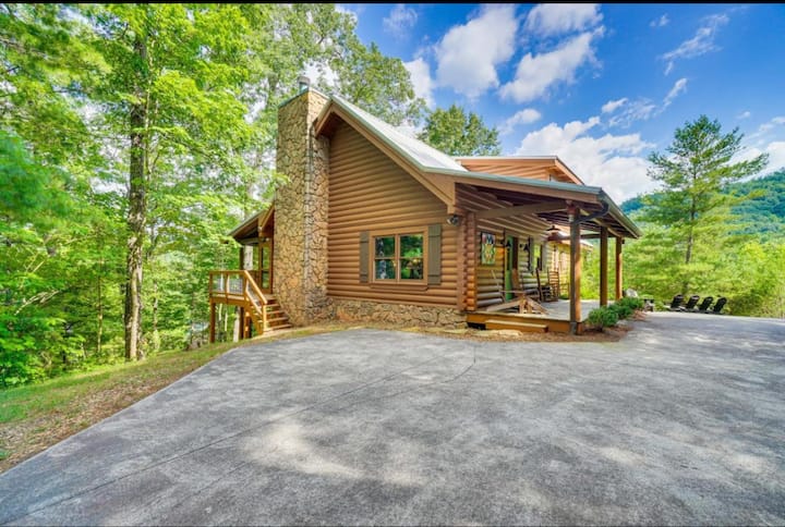 Peaceful Side Cabin - Townsend, TN