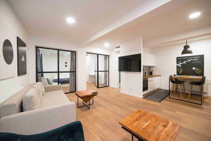 2 Apartments Quiet Center Stay 12 Guests - Zagreb
