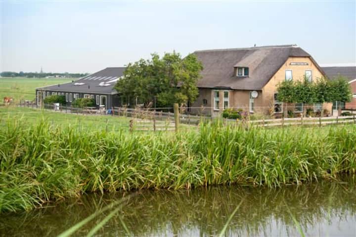 Appartement Voor 5 Personen - Zoetermeer