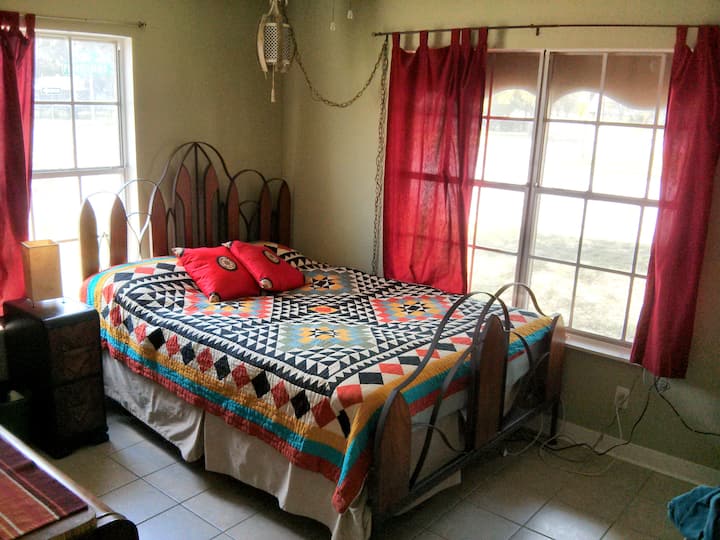 Urban Homestead, 5 Minutes To Downtown - Austin, TX